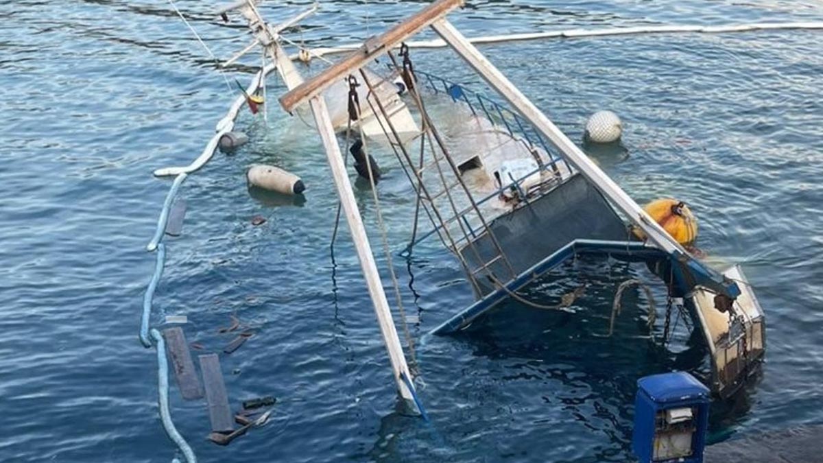Affonda peschereccio “Internazionale” di Angelo Vassallo nel porto di ...
