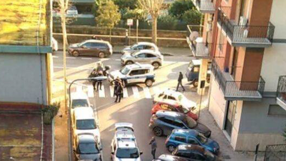 Far West a Nocera Inferiore: ignora l’alt e scatena il caos in centro ...